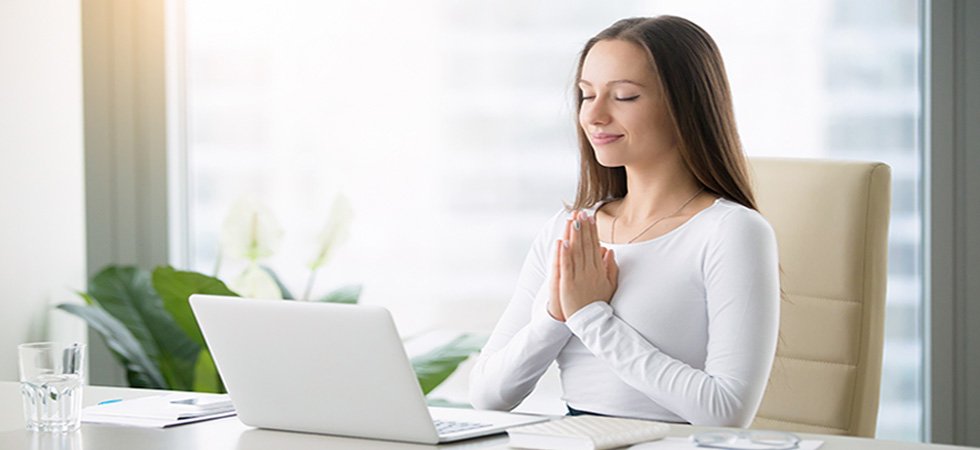 10 Short Meditations to Calm Your Mind